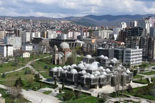Kosovo elections, Albin Kurti faces political crisis ahead of vote ...